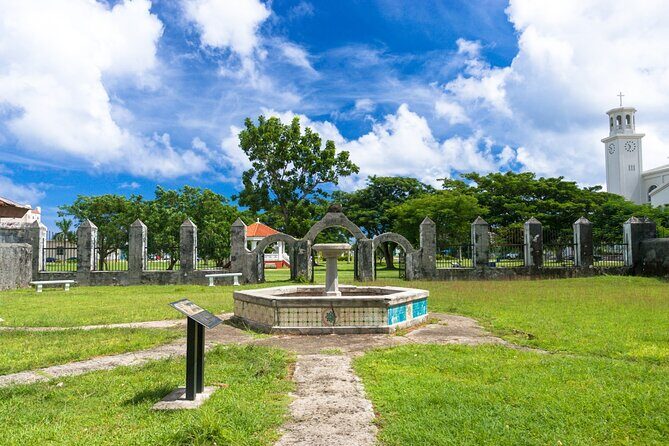 Ultimate Guam Self-Guided Driving Tour - A Practical Guide to the Ultimate Guam Self-Guided Driving Tour