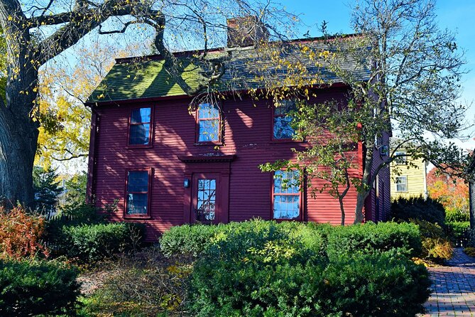 Ultimate Historic Salem and Witch Trials Self-Guided Walking Tour - What the Reviews Tell Us