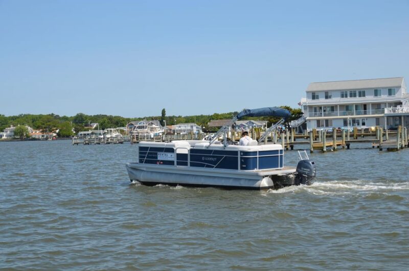 Ultimate Pontoon Boat Rental in Chincoteague Island, VA - Key Points