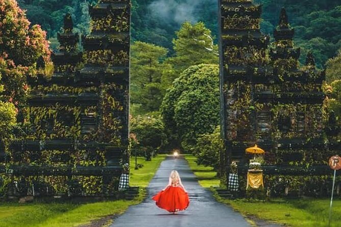 Ulun Danu Temple, Handara Gate, Wanagiri And Banyu Mala Waterfall - An Overview of the Tour