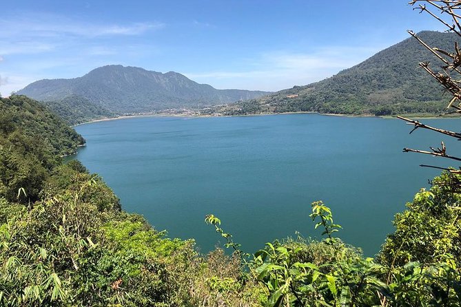 Ulun Danu Temple, Handara Gate, Wanagiri And Banyu Mala Waterfall - What to Expect from the Transportation and Guide