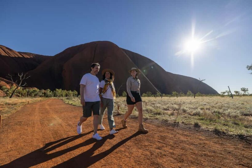 Uluru: Guided Trek of Uluru's Base in a Small Group - An In-Depth Look at the Uluru Guided Trek