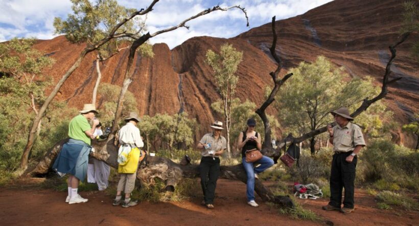 Uluru: Guided Trek of Uluru's Base in a Small Group - FAQ