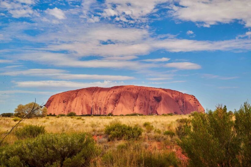 Uluru: Guided Walking Tour at Sunrise with Light Breakfast - Practical Tips for Travelers