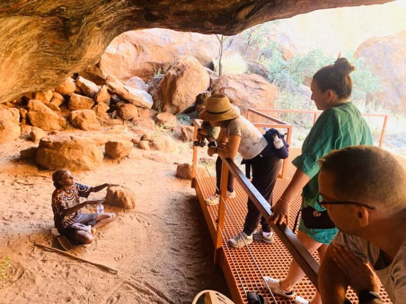 Uluru Private Tour with Aboriginal Guide - An In-Depth Look at the Uluru Private Tour