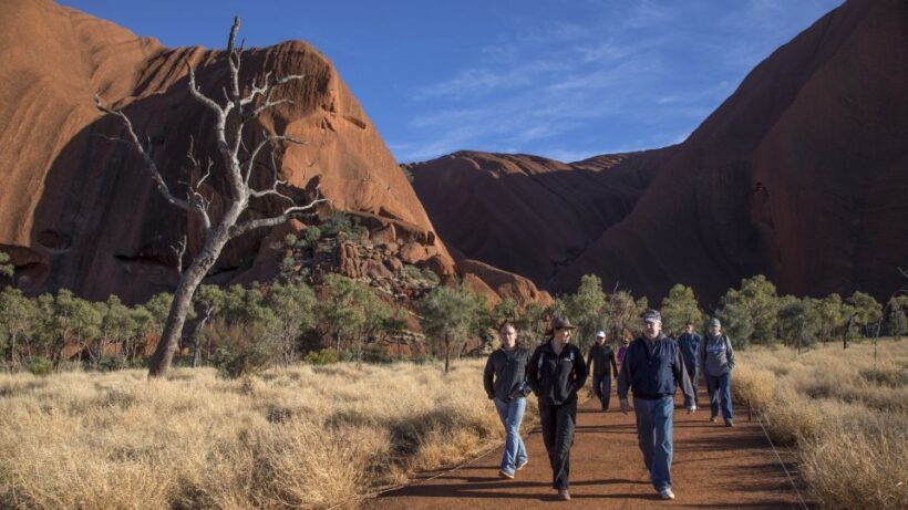 Uluru: Small Group Guided Tour with Sunset Refreshments - Authenticity and Value