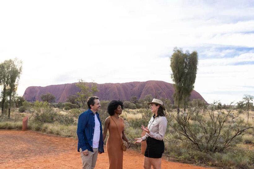 Uluru: Small Group Sunset Tour with Sparkling Wine - An In-Depth Look at the Uluru Sunset Tour
