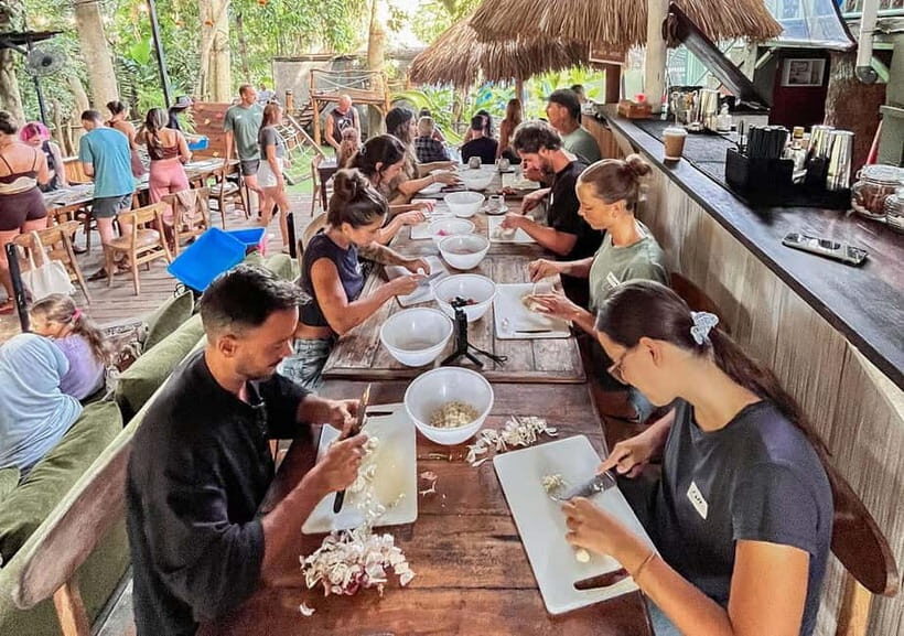 Uluwatu Bali: Lets Cook 180 Meals for underprivileged Locals - Why Choose This Tour?