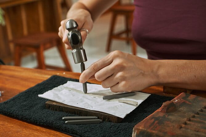 Uluwatu Silver Jewelry Class and Workshop Near GWK Culture Park - Key Points