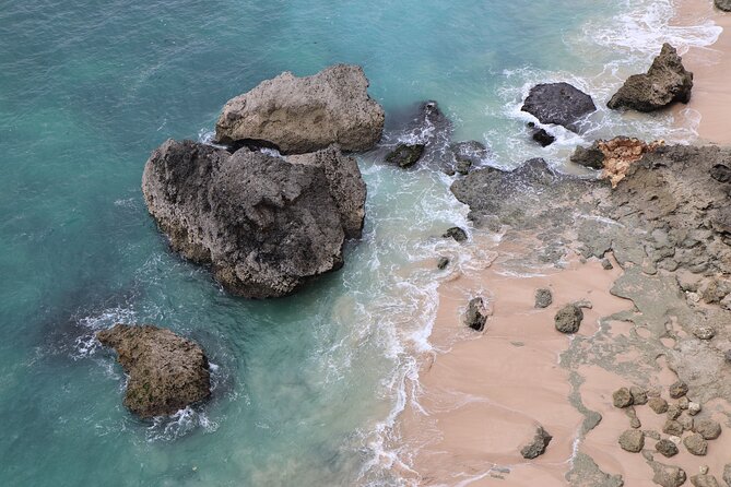 Uluwatu Temple Excursion - FREE WI-FI - An In-Depth Look at the Uluwatu Temple Excursion