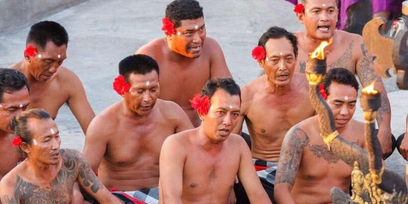 Uluwatu Temple : Sunset and Kecak Fire Dance / Private tour - The Sum Up