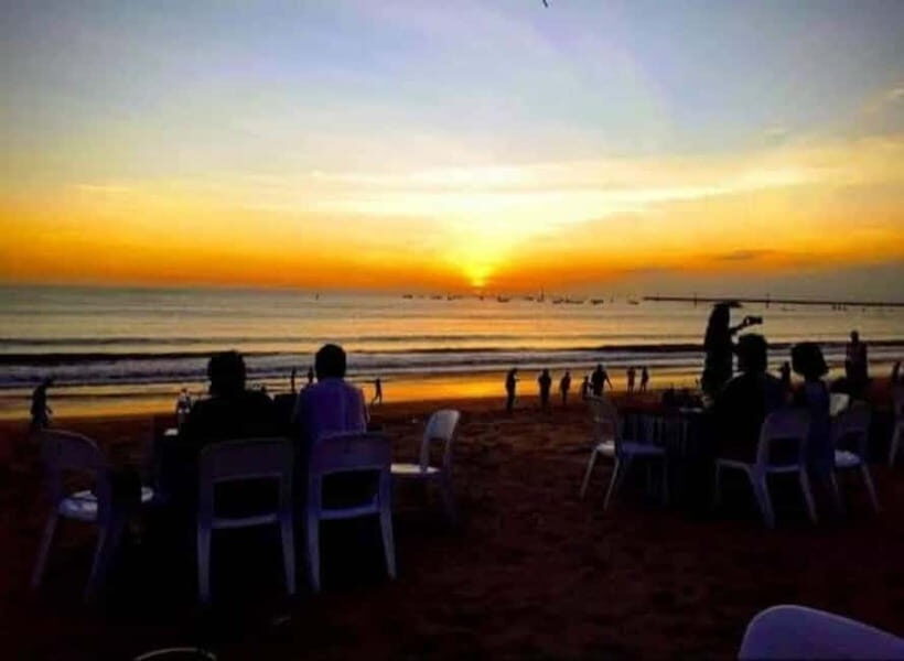 Uluwatu: Temple Sunset, Kecak Dance & Jimbaran Dinner - Uluwatu: Temple Sunset, Kecak Dance & Jimbaran Dinner – A Balanced Look at Bali’s Cultural Gems