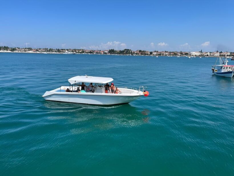 Umag: Dolphinwatching & sunset panorama tour - FAQs