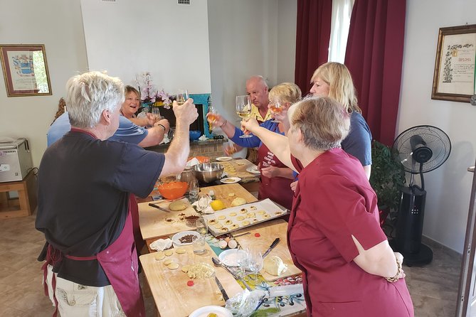 Umbria Traditional Cooking Class in Assisi countryside - The Itinerary in Detail