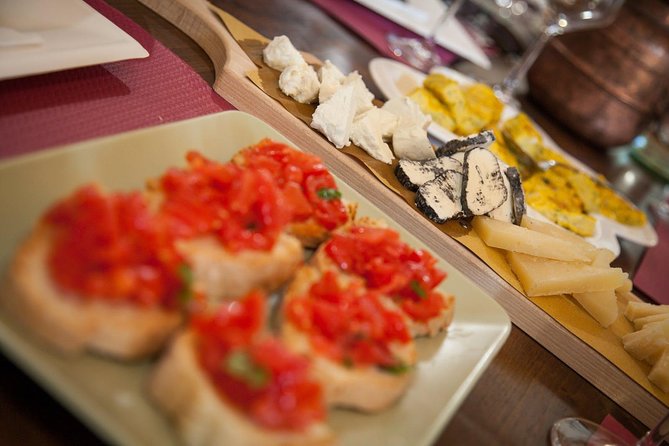 Umbria Wine Lovers Tour L Montefalco & Bevagna L Small Group Tour - Montefalco Wine Region