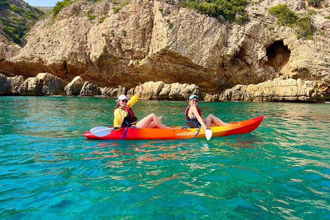 Uncharted Marine Reserve Cave, Snorkel & Cliff Jumping Kayak Tour - Cliff Jumping Opportunities
