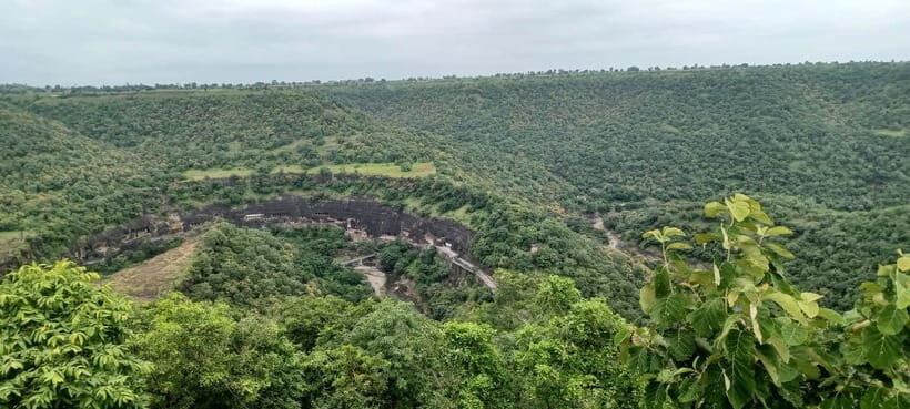 Uncover Ajanta's Secrets Aurangabad's Mini Taj : A Day Trip. - Exploring the Ajanta Caves