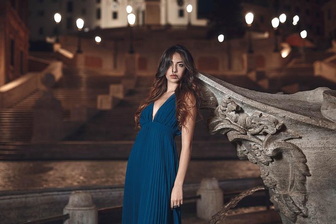 Uncrowded pictures. Just you and the Ethernal City! - FAQ