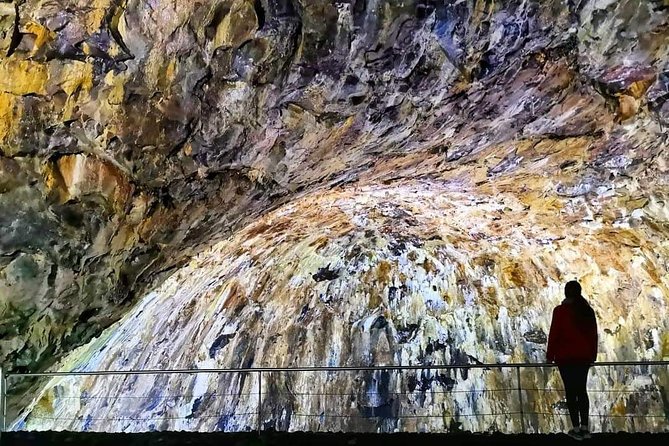 UNDERGROUNDTOUR (Full Day Private Tour) - Tailored Itineraries and Stunning Landscapes