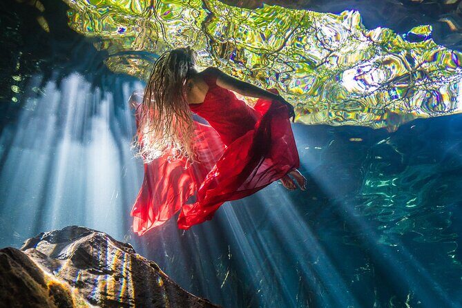 Underwater Photo Shoot Experience in Cenote - An Overview of the Cenote Underwater Photo Shoot