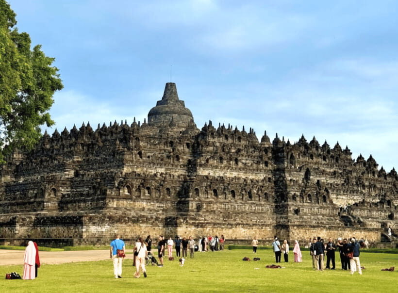 UNESCO Borobudur & Prambanan Shared Tour  Climb Up Access - End of the Day and Return