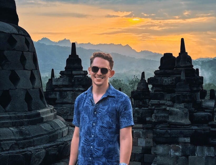 UNESCO Borobudur & Prambanan Shared Tour  Climb Up Access - Analyzing the Value: Price and Experience