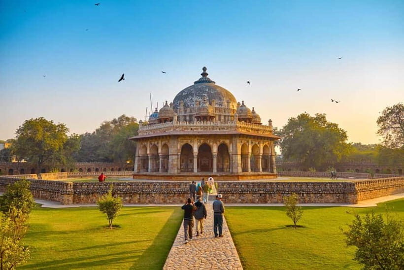 UNESCO Humayun's Tomb + Akshardham Temple Light & water show - Key Points