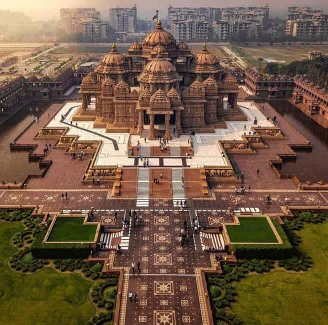 UNESCO Humayun's Tomb + Akshardham Temple Light & water show - A Closer Look at the Tour Experience