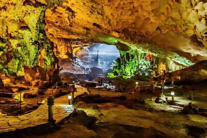 UNESCO World Heritage Site from Ha Noi, Visit Ha Long Bay - Return Journey and Flexibility