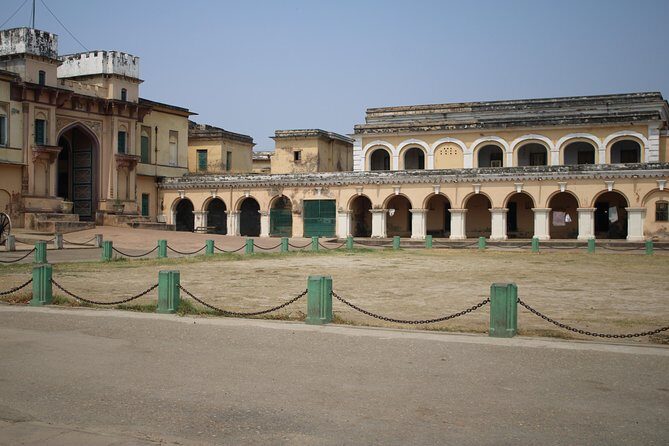 Unexplored Hidden Gems of Varanasi (Guided Halfday Sightseeing Tour by Car) - Key Points
