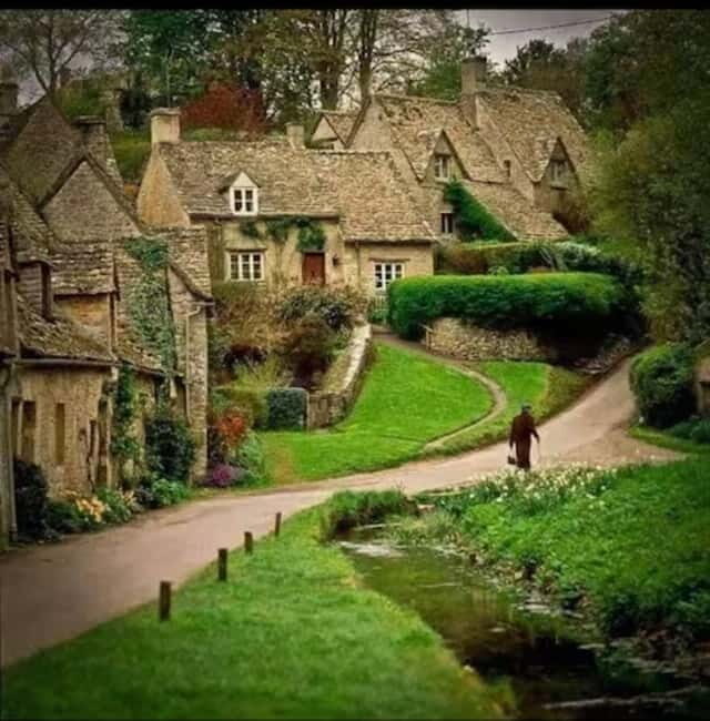 "Unforgettable Cotswolds Villages & Windsor Day Tour - A Detailed Look at the Itinerary and What to Expect