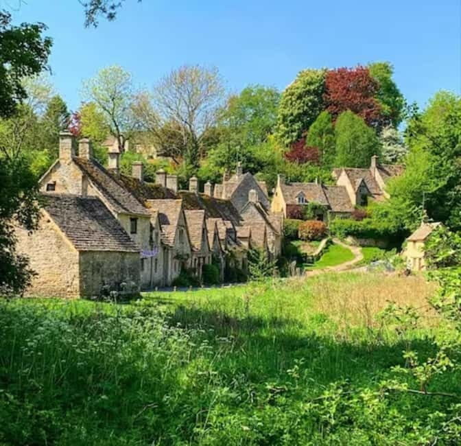 "Unforgettable Cotswolds Villages & Windsor Day Tour - Challenges and Considerations