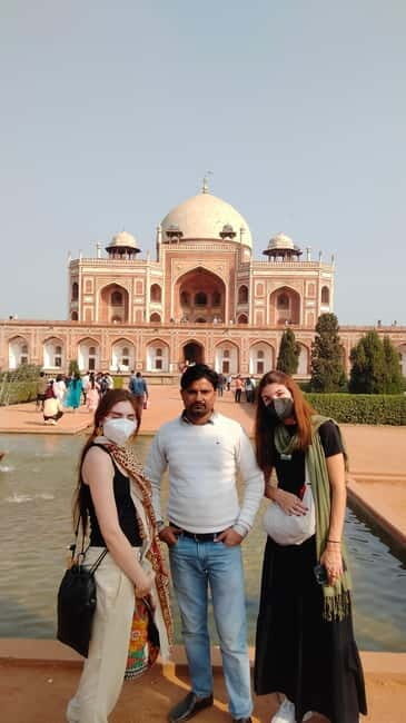 "Unforgettable Delhi: Iconic Landmarks & Hidden Gems". - Exploring the Heart of Old Delhi and Beyond