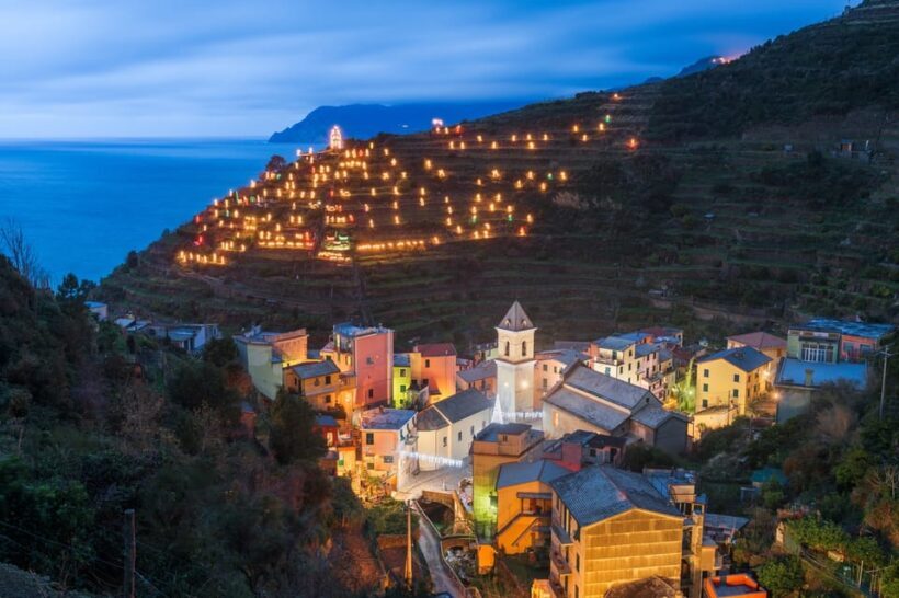 Unique Christmas in Cinque Terre Walking Tour - Key Points