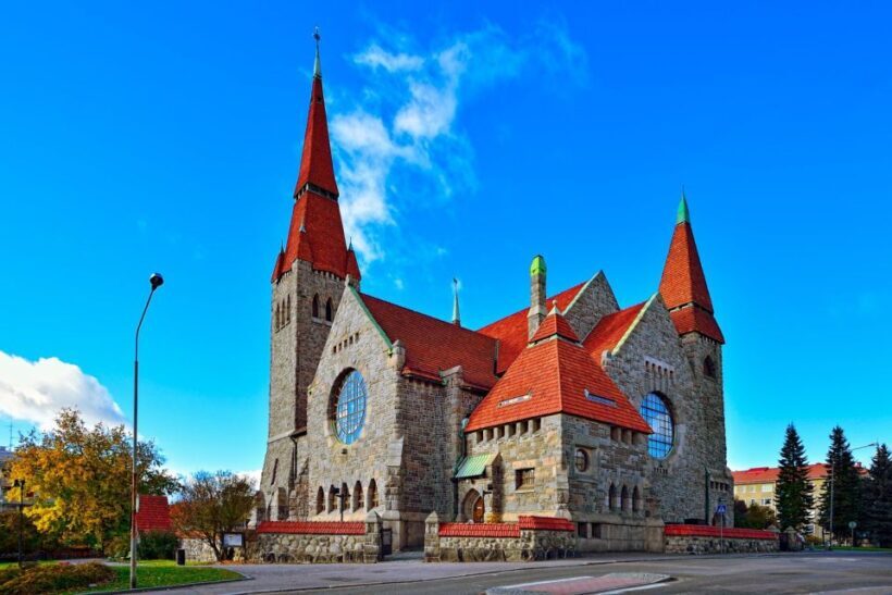 Unique Corners of Tampere - Walking Tour - The Sum Up