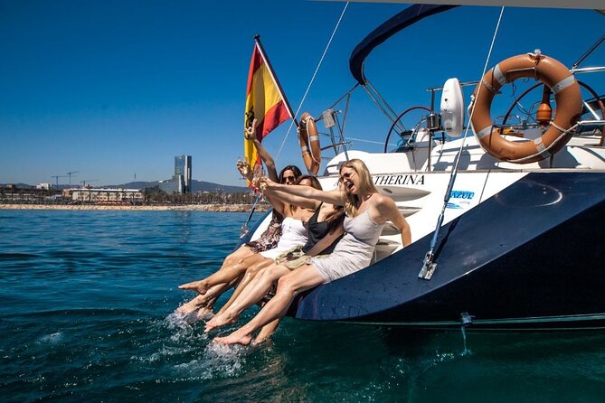 Unique Private Luxury Sailing Tour (Max 12 Persons) - Yacht Specifications