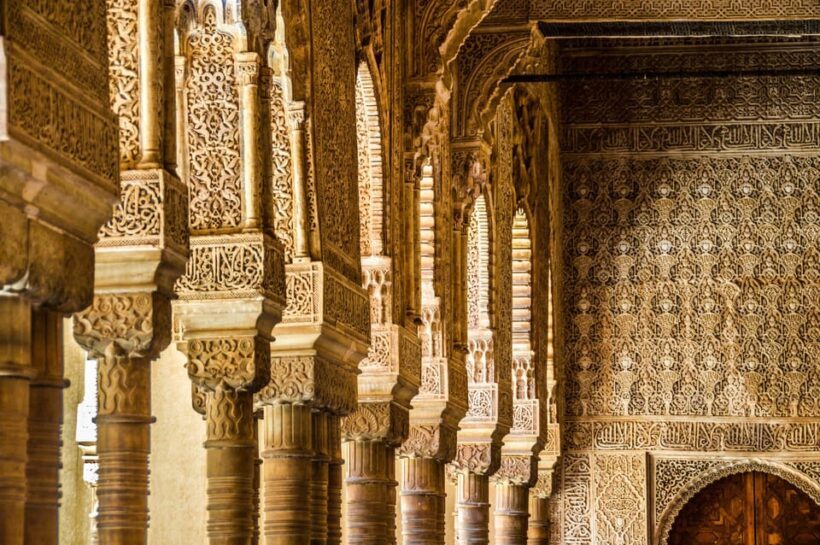 Unique Sites of Granada  Walking Tour for Couples - An In-Depth Look at the Tour