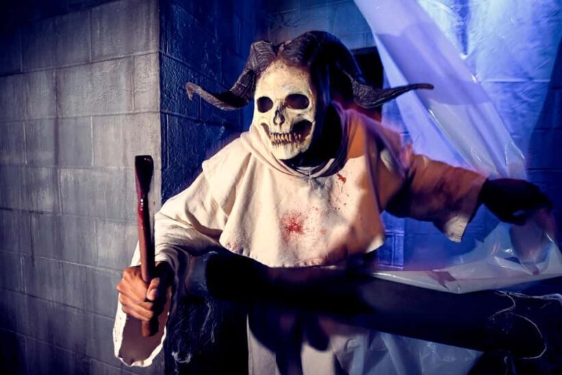 Universal Studios Hollywood: Halloween Horror Nights - The Broader Experience: What to Expect