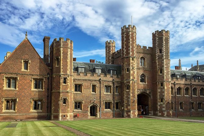 University Walking Tour - Exploring the Itinerary in Detail