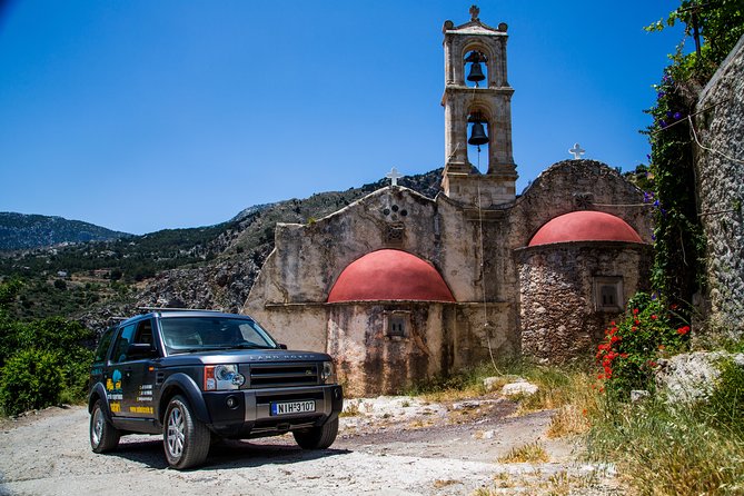 Unknown Crete -sarakina Gorge - References