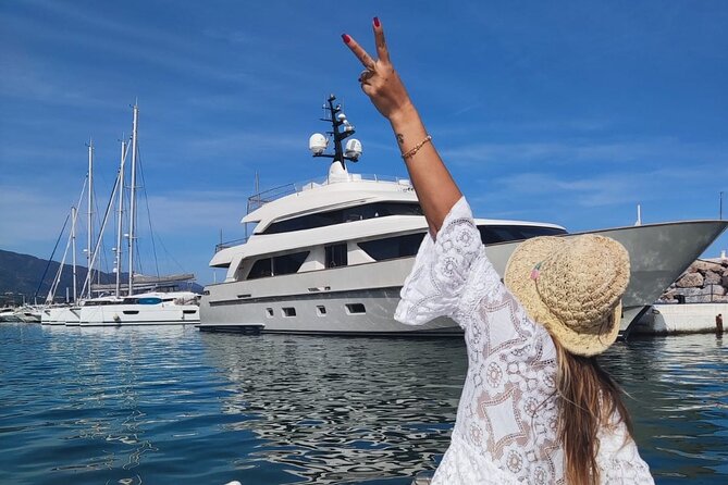 Unlicensed Boat Rental in Puerto Banús, Marbella. - Accessibility and Participation