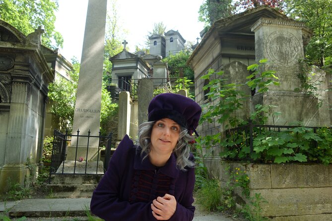 Unusual 2-hour guided tour of the Père Lachaise cemetery - The Value of This Experience