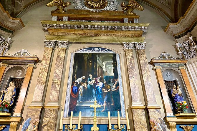 Unusual private walking tour of Old Nice with certified guide - The Sum Up