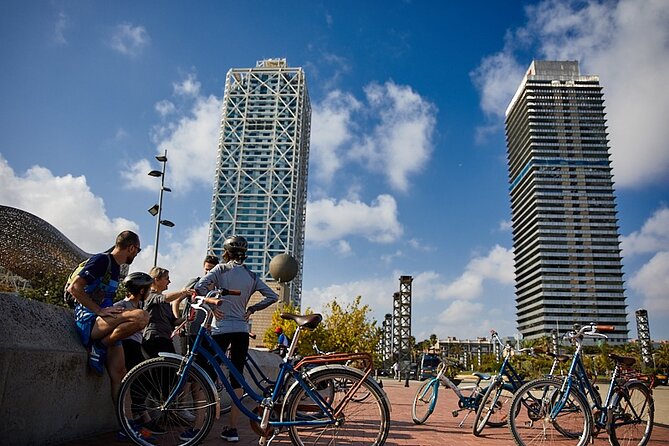 Unusual Visit of Barcelona by Bike - Key Points