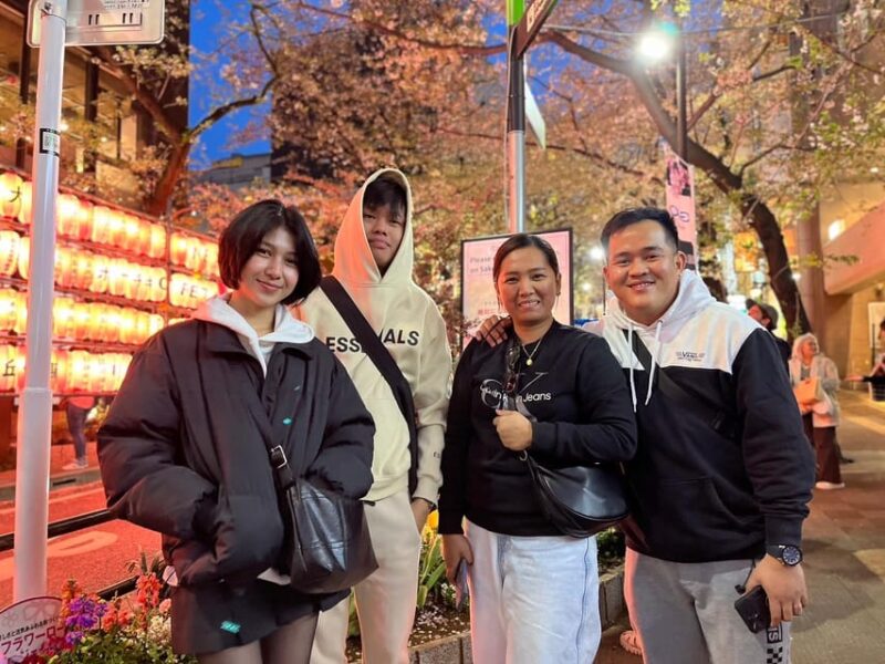 Unveiling Osaka Dotonbori a Foodie Friendly Tour With Guide - Curating the Perfect Dotonbori Foodie Adventure