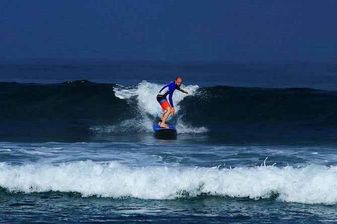 UP2U SURF SCHOOL BALI. Semi Private Lessons (1 Coach/2 Guests) - The Experience on Kuta Beach