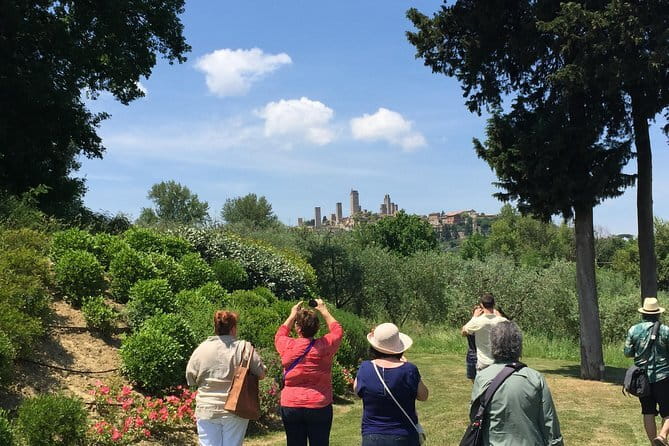 Uphill to Piazzale Michelangelo & San Miniato Basilica Panoramic Walking Tour - Frequently Asked Questions