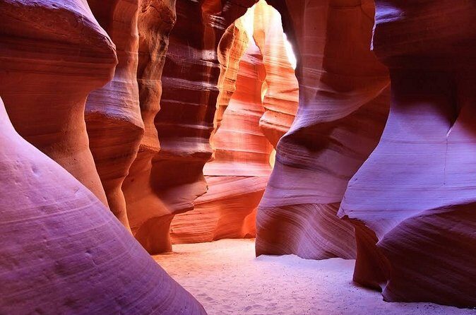 Upper Antelope Canyon & Horseshoe Bend Tour from Las Vegas - The Itinerary: What to Expect