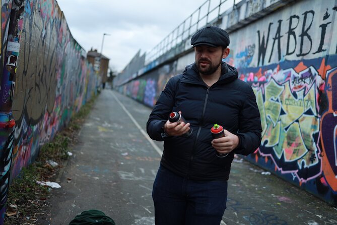 Urban Canvas: Exploring Shoreditchs Vibrant Street Art - About Your Stay