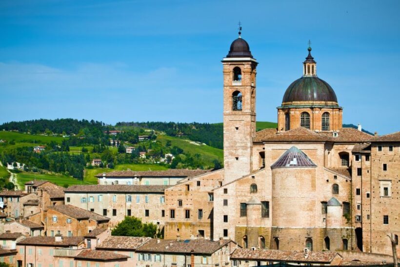 Urbino: Private Walking Tour with Ducal Palace Ticket - Key Points